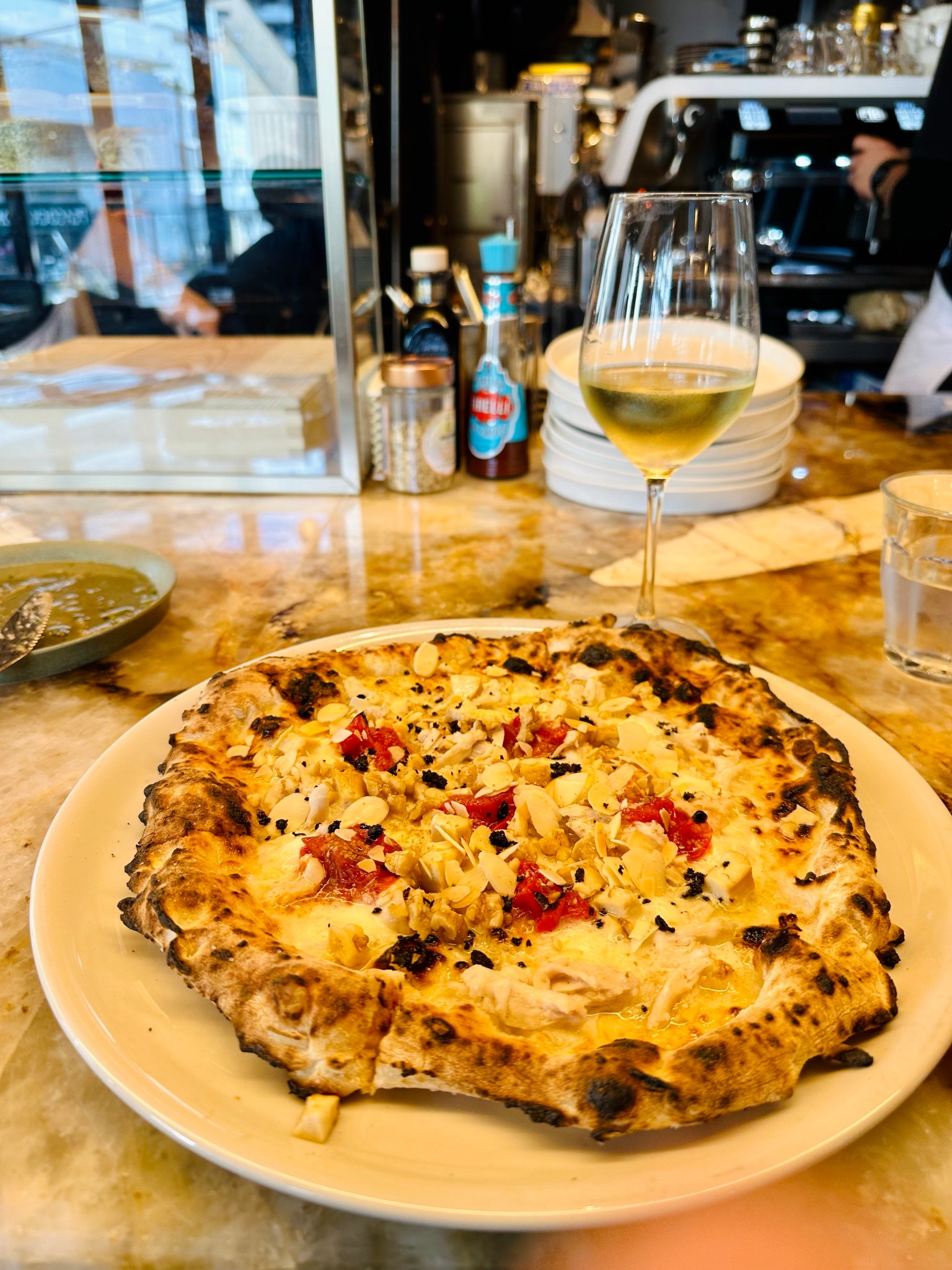 Pizza Marumo – Food Sake Tokyo
